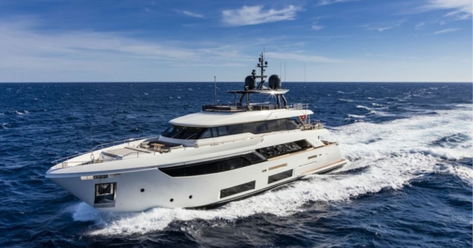 Custom Line Navetta 33M. / EKKA Yachts