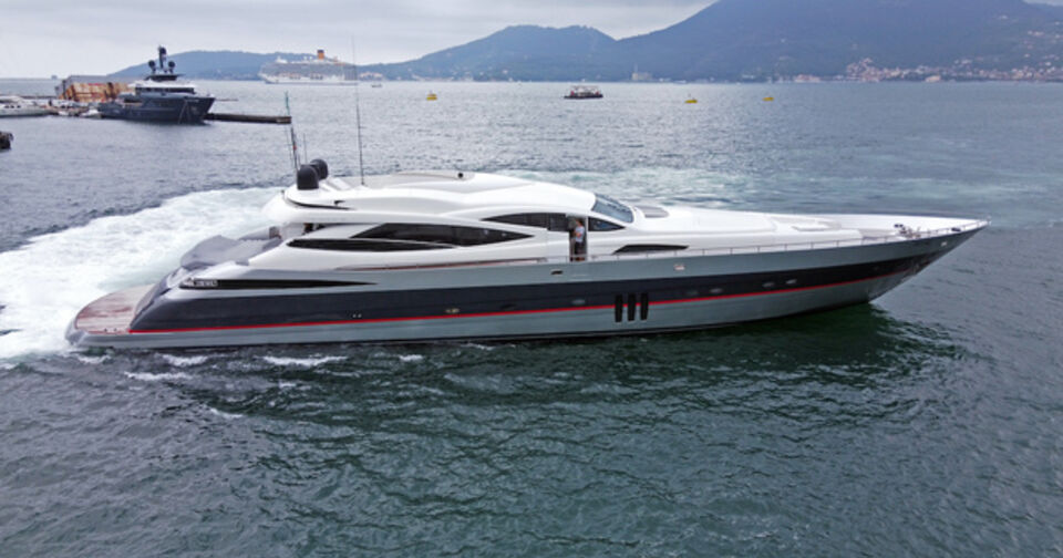 Iconic Pershing 115 hull n. 1 sold / EKKA Yachts